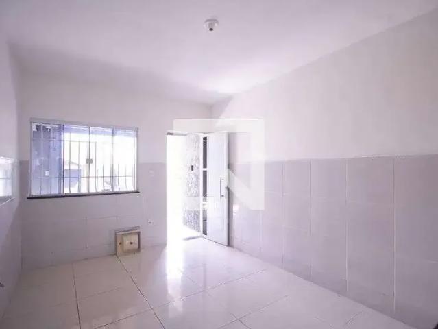 Casa / Sobrado para Locação em São Gonçalo/RJ Trindade 2 Quartos
