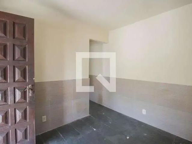 Casa / Sobrado para Locação em São Gonçalo/RJ Venda da Cruz 2 Quartos