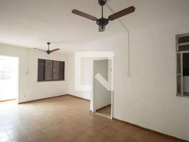 Casa / Sobrado para Locação em São Gonçalo/RJ Venda da Cruz 2 Quartos