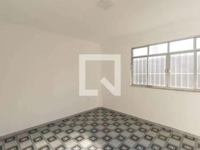 Casa / Sobrado para Locação em São Gonçalo/RJ Vila Três 3 Quartos