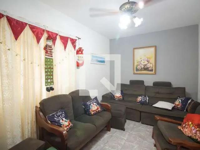 Casa / Sobrado para Locação em São Gonçalo/RJ Barro Vermelho 4 Quartos
