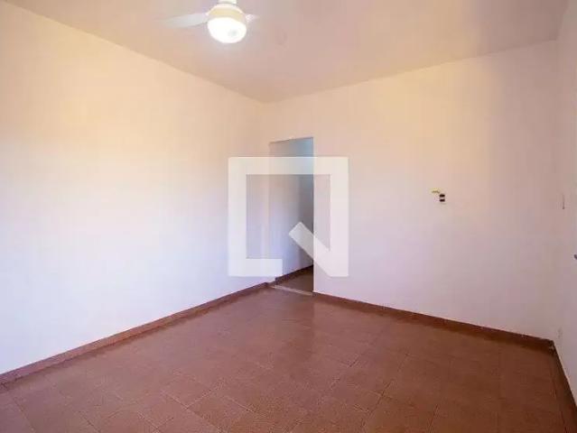 Casa / Sobrado para Locação em São Gonçalo/RJ Brasilândia 2 Quartos
