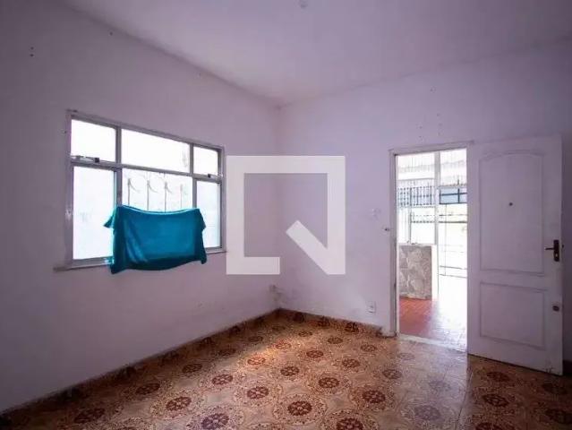 Casa / Sobrado para Locação em São Gonçalo/RJ Brasilândia 3 Quartos