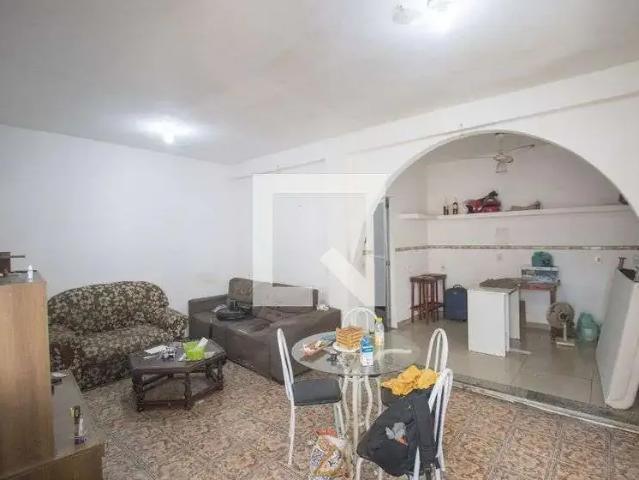 Casa / Sobrado para Locação em São Gonçalo/RJ Galo Branco 3 Quartos