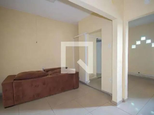 Casa / Sobrado para Locação em São Gonçalo/RJ Jardim Califórnia 1 Quartos