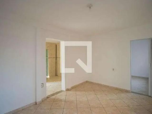 Casa / Sobrado para Locação em São Gonçalo/RJ Jardim Califórnia 3 Quartos