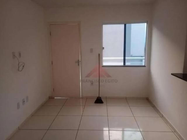 Casa / Sobrado para Locação em São Gonçalo/RJ Laranjal 2 Quartos
