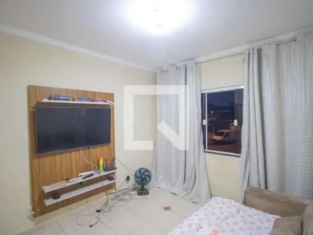 Casa / Sobrado para Locação em São Gonçalo/RJ Mangueira 3 Quartos