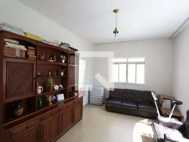 Casa / Sobrado para Locação em São Gonçalo/RJ Nova Cidade 2 Quartos