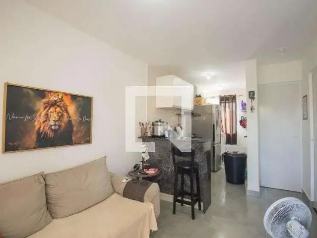 Casa / Sobrado para Locação em São Gonçalo/RJ Pacheco 2 Quartos