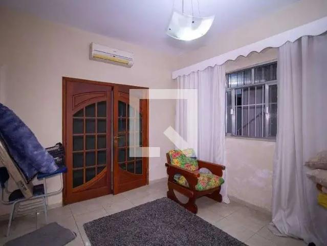 Casa / Sobrado para Locação em São Gonçalo/RJ Porto Novo 2 Quartos