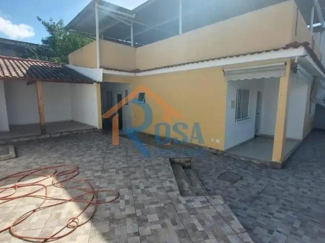 Casa / Sobrado para Locação em São Gonçalo/RJ Raul Veiga 3 Quartos