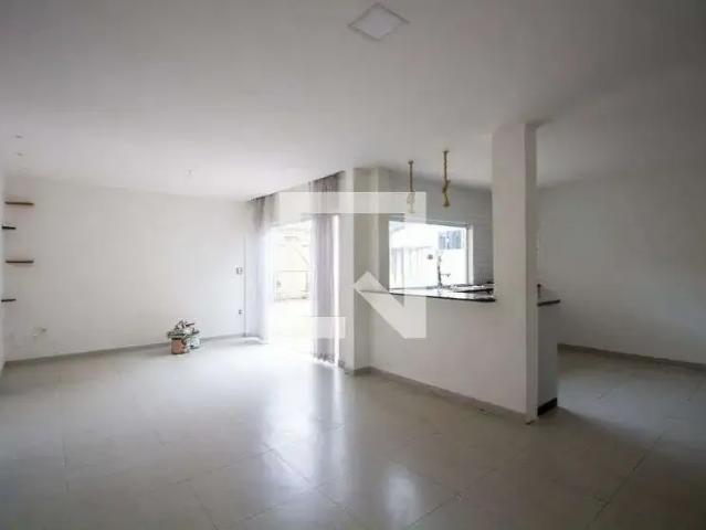 Casa / Sobrado para Locação em São Gonçalo/RJ Rocha 2 Quartos
