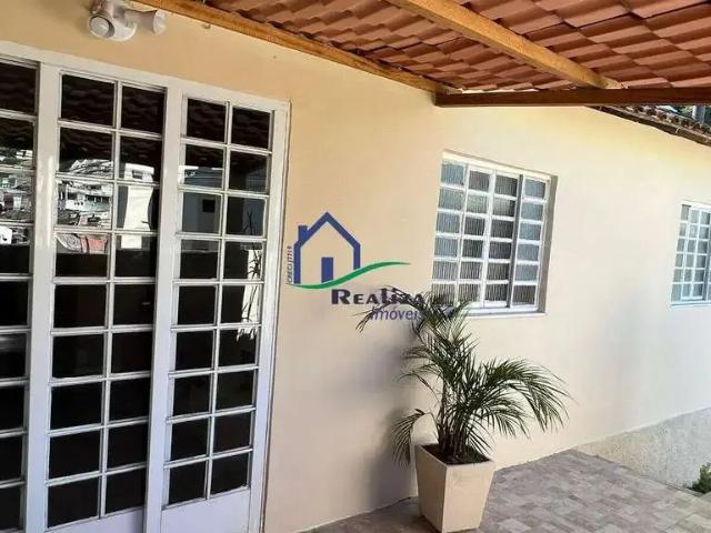 Casa / Sobrado para Locação em São Gonçalo/RJ Sete Pontes 3 Quartos