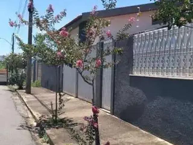 Casa / Sobrado para Locação em São João da Boa Vista/SP Jardim Boa Vista 4 Quartos