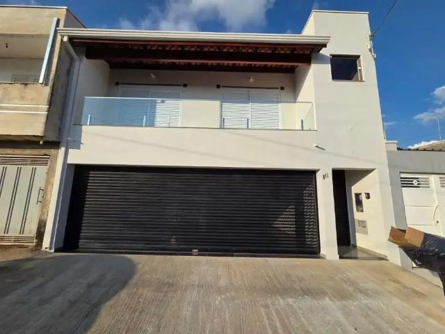 Casa / Sobrado para Locação em São João da Boa Vista/SP Jardim Lucas Teixeira 3 Quartos