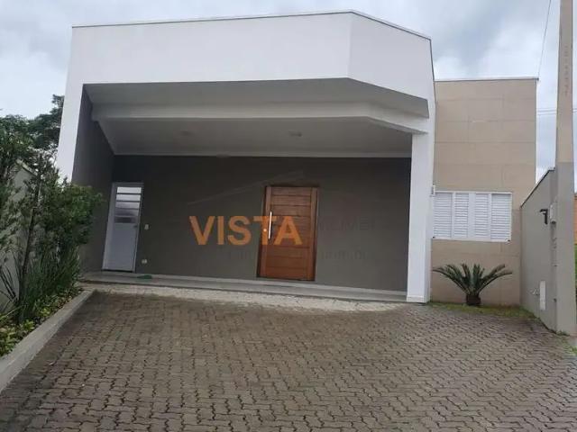 Casa / Sobrado para Locação em São João da Boa Vista/SP Jardim Vila Rica 3 Quartos