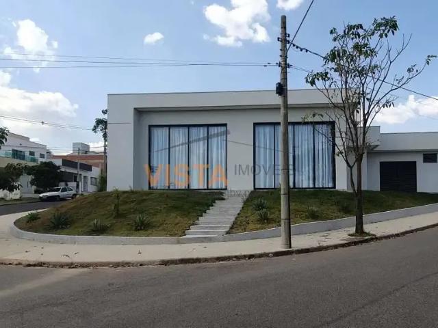 Casa / Sobrado para Locação em São João da Boa Vista/SP Jardim Vila Rica 3 Quartos