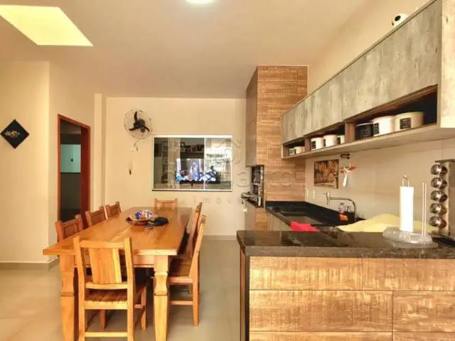 Casa / Sobrado para Locação em São José do Rio Preto/SP Conjunto Habitacional Costa do Sol 3 Quartos