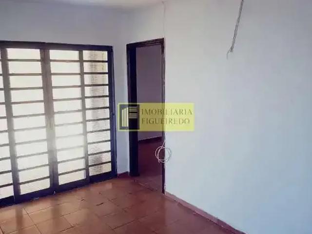 Casa / Sobrado para Locação em São José do Rio Preto/SP Conjunto Habitacional Cristo Rei 2 Quartos