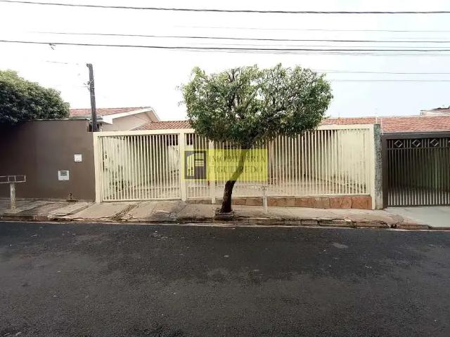 Casa / Sobrado para Locação em São José do Rio Preto/SP Conjunto Habitacional Cristo Rei 2 Quartos