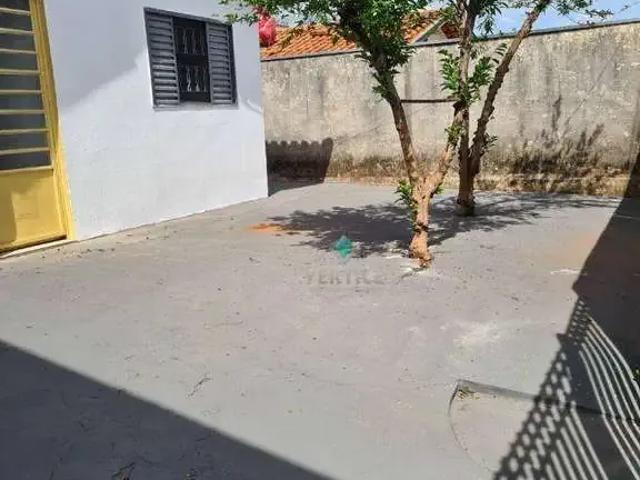 Casa / Sobrado para Locação em São José do Rio Preto/SP Conjunto Habitacional Duas Vendas 2 Quartos