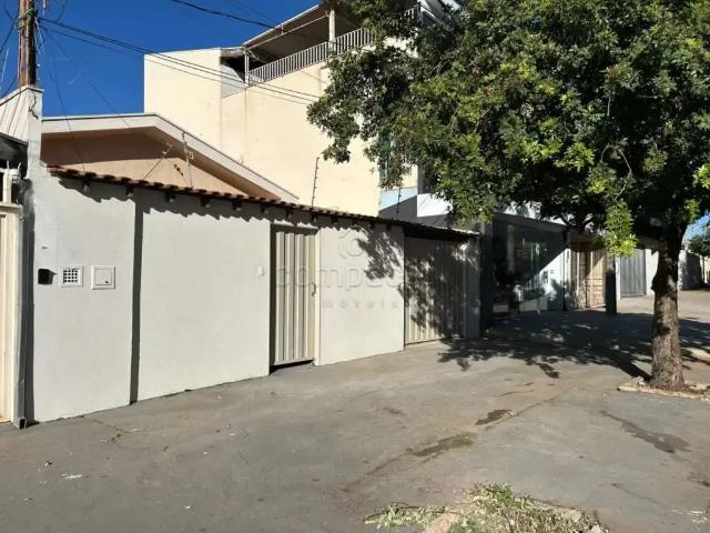 Casa / Sobrado para Locação em São José do Rio Preto/SP Cidade Nova 3 Quartos