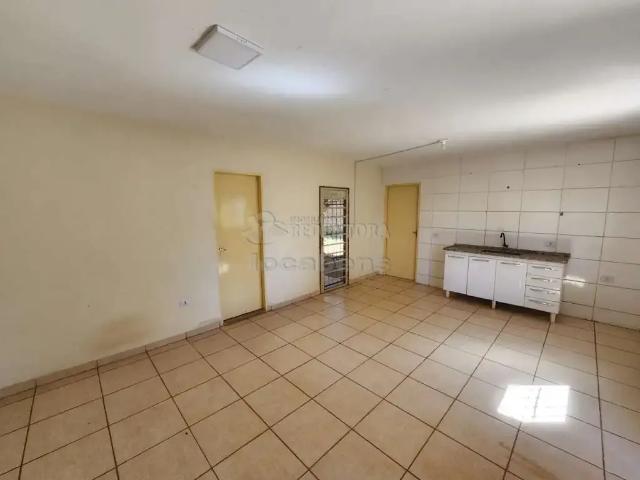 Casa / Sobrado para Locação em São José do Rio Preto/SP Estância Alvorada Zona Rural 2 Quartos