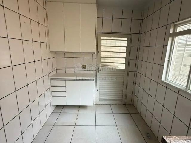 Casa / Sobrado para Locação em São José do Rio Preto/SP Higienópolis 3 Quartos