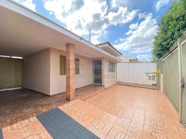 Casa / Sobrado para Locação em São José do Rio Preto/SP Jardim Ouro Verde 3 Quartos