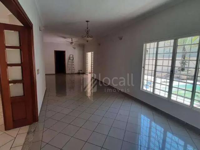 Casa / Sobrado para Locação em São José do Rio Preto/SP Jardim Aclimação 4 Quartos