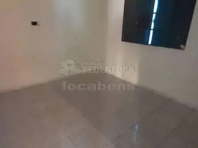 Casa / Sobrado para Locação em São José do Rio Preto/SP Jardim Arroyo 2 Quartos