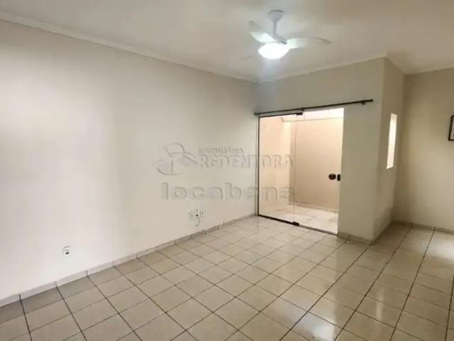Casa / Sobrado para Locação em São José do Rio Preto/SP Jardim Astúrias 2 Quartos