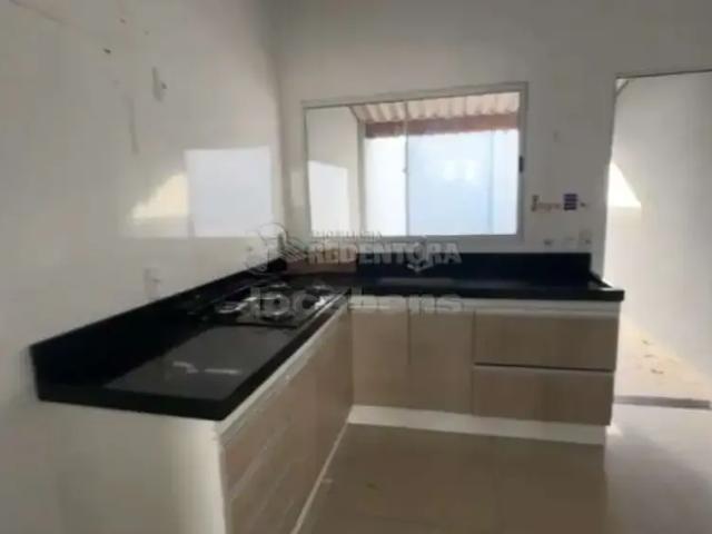Casa / Sobrado para Locação em São José do Rio Preto/SP Jardim Bianco 2 Quartos