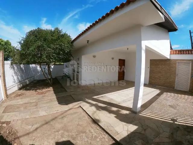 Casa / Sobrado para Locação em São José do Rio Preto/SP Jardim Bordon 3 Quartos