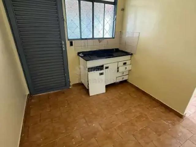 Casa / Sobrado para Locação em São José do Rio Preto/SP Jardim Caparroz 1 Quartos