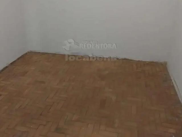 Casa / Sobrado para Locação em São José do Rio Preto/SP Jardim dos Gomes 2 Quartos