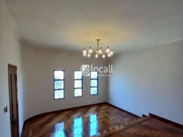Casa / Sobrado para Locação em São José do Rio Preto/SP Jardim Primavera 4 Quartos