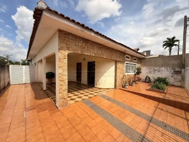 Casa / Sobrado para Locação em São José do Rio Preto/SP Jardim Santa Catarina 4 Quartos