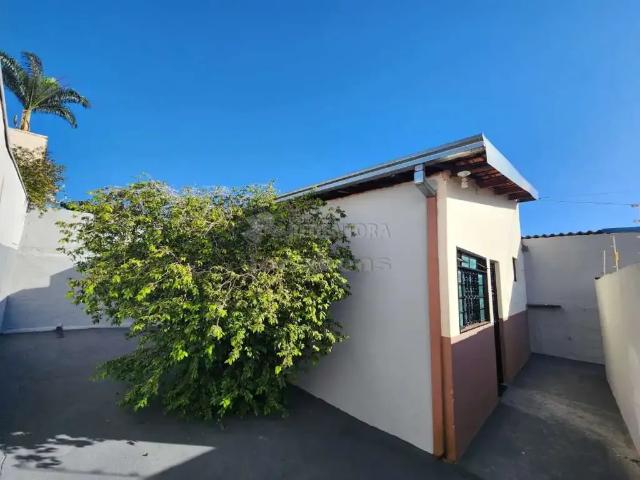 Casa / Sobrado para Locação em São José do Rio Preto/SP Jardim Soraia 1 Quartos