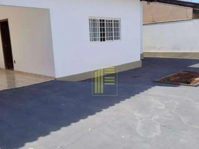 Casa / Sobrado para Locação em São José do Rio Preto/SP Jardim Tarraf II 2 Quartos