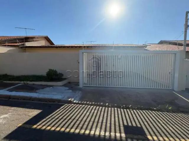 Casa / Sobrado para Locação em São José do Rio Preto/SP Jardim Tarraf II 3 Quartos