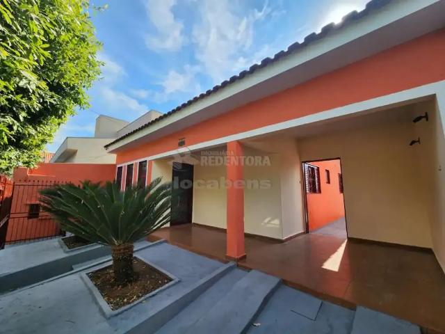 Casa / Sobrado para Locação em São José do Rio Preto/SP São Francisco 2 Quartos