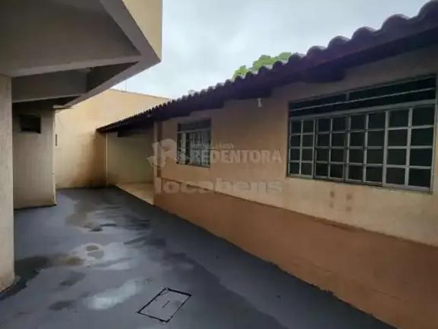 Casa / Sobrado para Locação em São José do Rio Preto/SP São Francisco 2 Quartos
