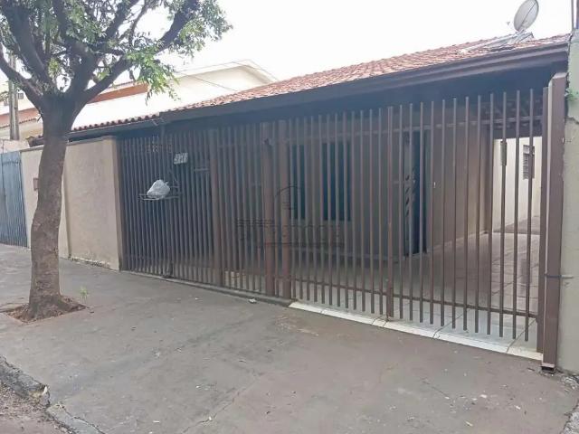 Casa / Sobrado para Locação em São José do Rio Preto/SP São Francisco 3 Quartos