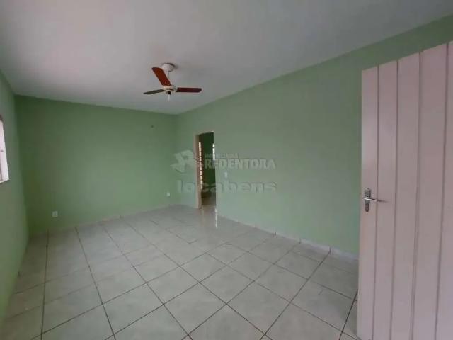 Casa / Sobrado para Locação em São José do Rio Preto/SP Parque Industrial 3 Quartos