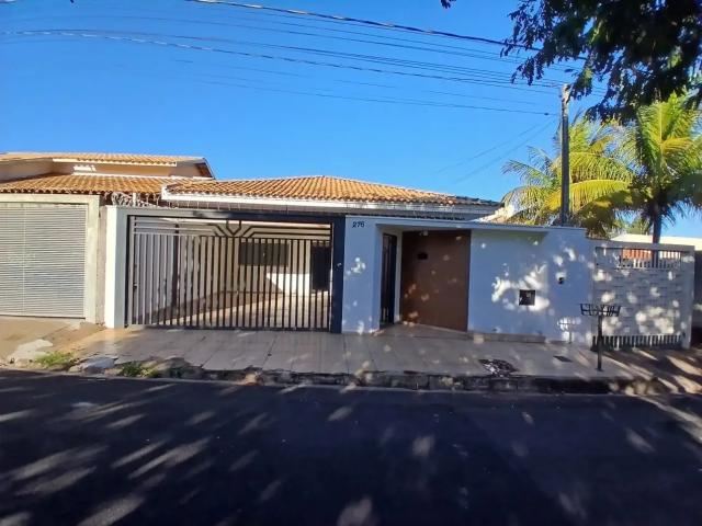 Casa / Sobrado para Locação em São José do Rio Preto/SP Parque Residencial Maria Zorita 3 Quartos