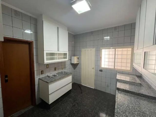 Casa / Sobrado para Locação em São José do Rio Preto/SP Parque Residencial Comendador Mançor Daud 3 Quartos