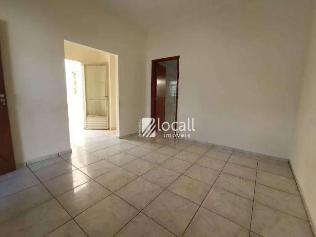 Casa / Sobrado para Locação em São José do Rio Preto/SP Parque Residencial Universo 3 Quartos