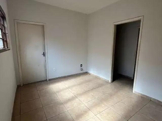 Casa / Sobrado para Locação em São José do Rio Preto/SP Roseiral 3 Quartos